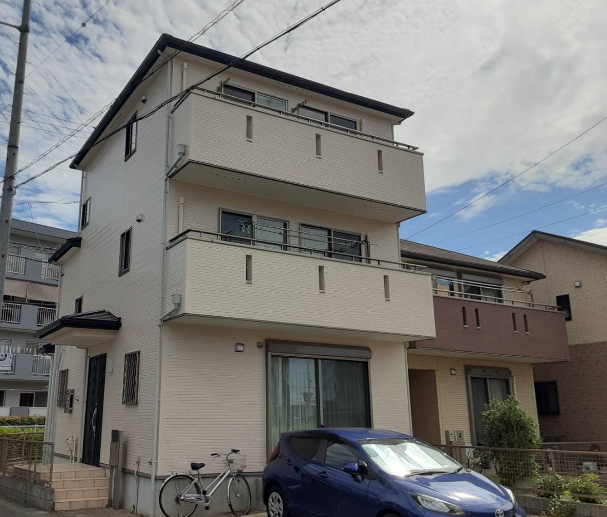 施工例の御紹介 408｜愛知県安城市、西尾市の外壁塗装・屋根塗装専門店塗り替え屋本舗 外壁リフォーム 適正価格 サイディング 一条工務店 積水ハウス トヨタホーム｜現場日誌・現場ブログ｜安城市 ...